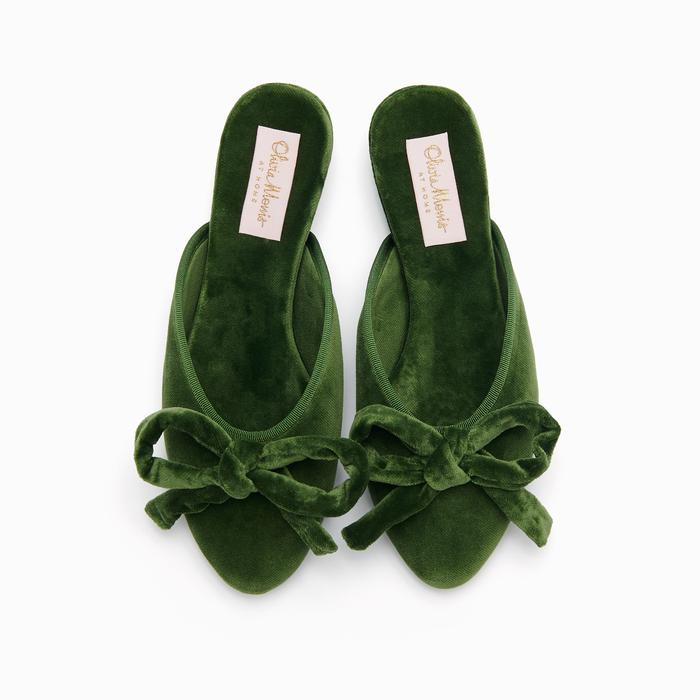 Holly Willoughby Green Velvet Slippers – Fashion You Really Want